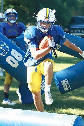 Senior leadership guiding No. 2 Velva football | News, Sports, Jobs ...